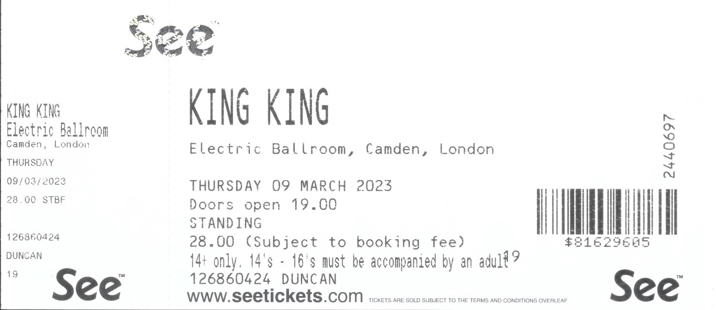 KING KING/GLENN TILBROOK – Flying Vs Blog